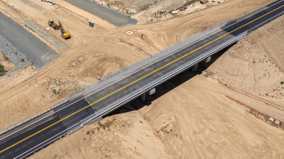 PHOTO RELEASE: High-Speed Rail Completes First Tulare County Grade ...